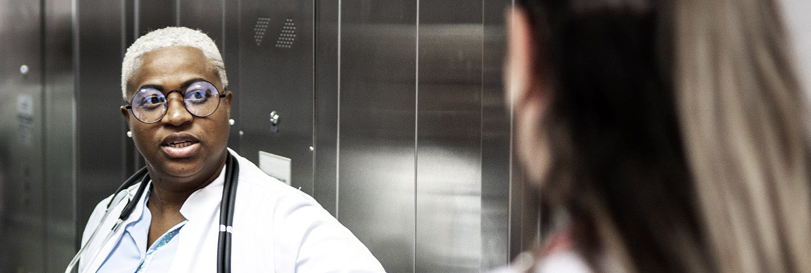 Aparelhos auditivos M-Core R | Rexton